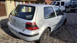Volkswagen Golf 1998 Marijampole, ar dzinēja tilpumu 2.00 L un nobraukumu 200 tūkst. km par 400 €, foto 6 vietnē AUTOMOTO.COM.LV