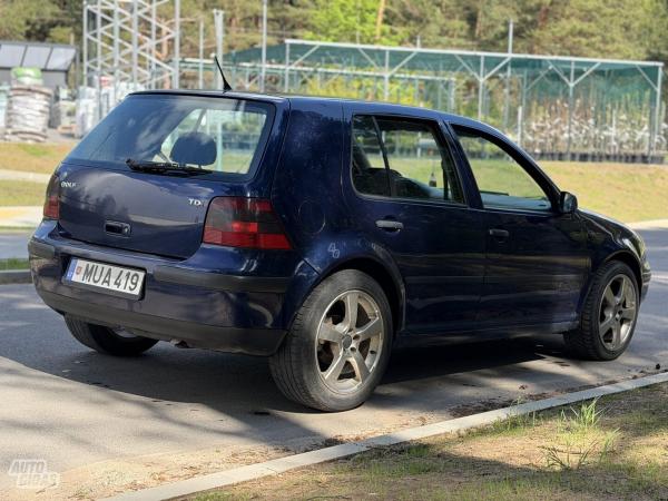 Volkswagen Golf 1998 in Utena, with an engine capacity of 1.90 L and mileage of 305 thousand km for 1450 €, photo 4 on AUTOMOTO.COM.LV