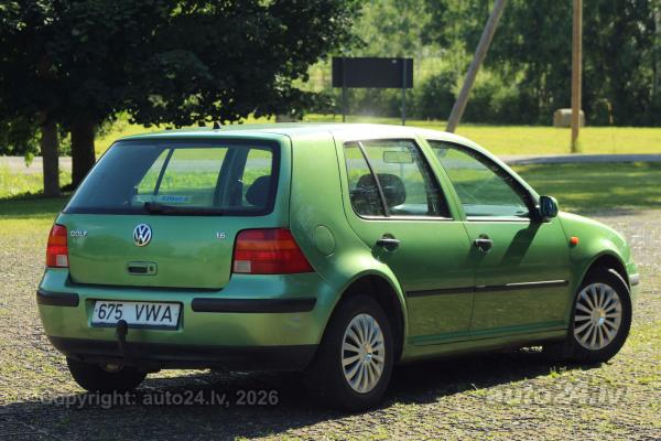 Volkswagen Golf 1998 Tartu, ar dzinēja tilpumu 1.60 L un nobraukumu 286 tūkst. km par 999 €, foto 3 vietnē AUTOMOTO.COM.LV