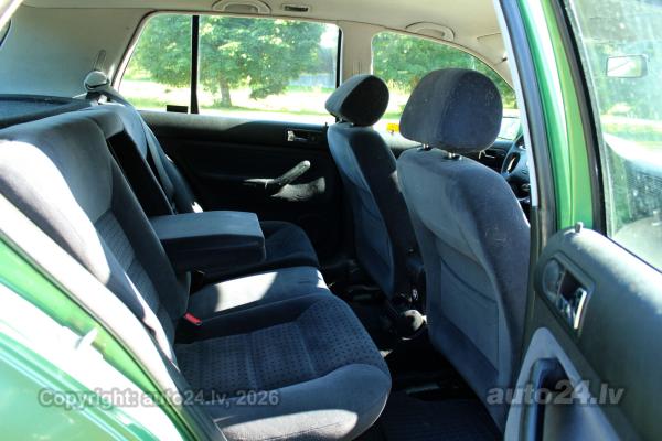 Volkswagen Golf 1998 Tartu, ar dzinēja tilpumu 1.60 L un nobraukumu 286 tūkst. km par 999 €, foto 7 vietnē AUTOMOTO.COM.LV
