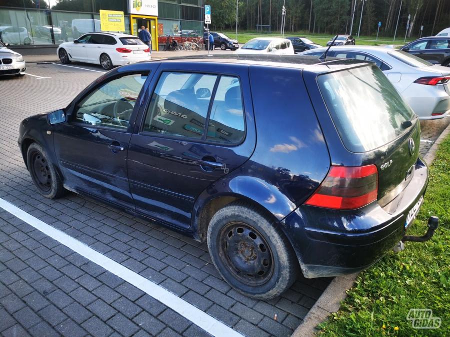 Volkswagen Golf 1998 in Visaginas, with an engine capacity of 1.90 L and mileage of 335 thousand km for 880 €, photo 8 on AUTOMOTO.COM.LV