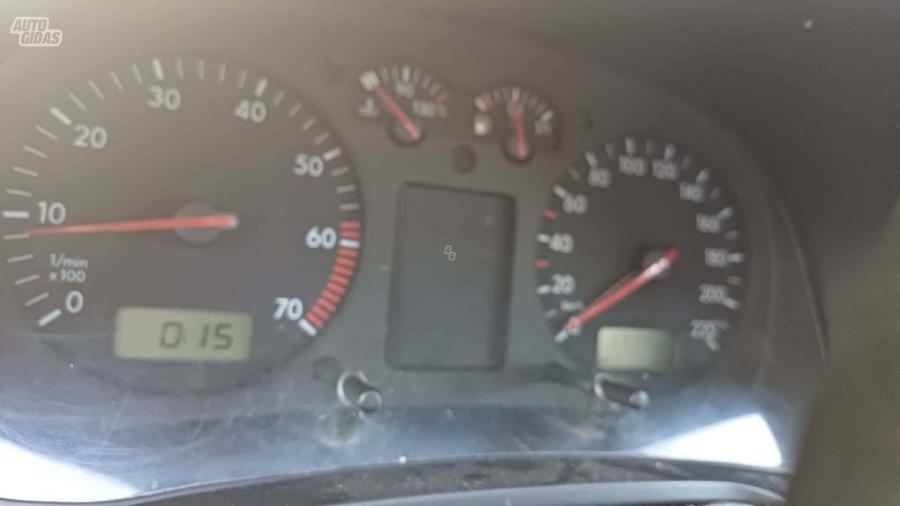 Volkswagen Golf 1998 Trakai, ar dzinēja tilpumu 1.40 L un nobraukumu 174 tūkst. km par 280 €, foto 3 vietnē AUTOMOTO.COM.LV