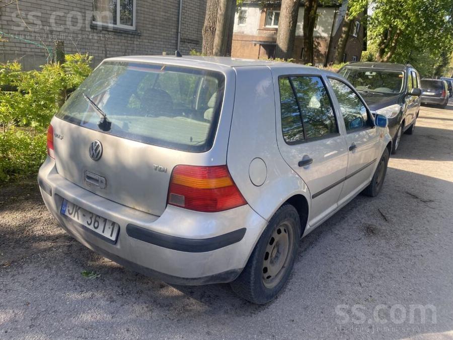 Volkswagen Golf 1999 in Riga, with an engine capacity of 1.90 L and mileage of 311 thousand km for 690 €, photo 3 on AUTOMOTO.COM.LV