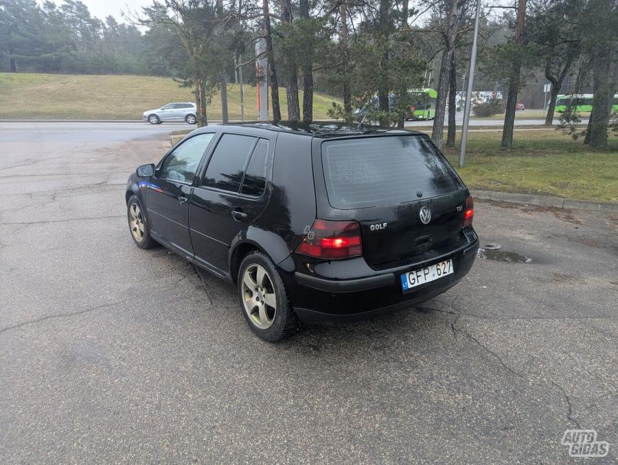 Volkswagen Golf 1999 Kauņa, ar dzinēja tilpumu 1.90 L un nobraukumu 396 tūkst. km par 790 €, foto 3 vietnē AUTOMOTO.COM.LV