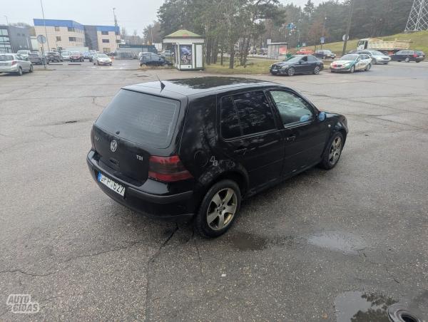 Volkswagen Golf 1999 in Kaunas, with an engine capacity of 1.90 L and mileage of 396 thousand km for 790 €, photo 4 on AUTOMOTO.COM.LV