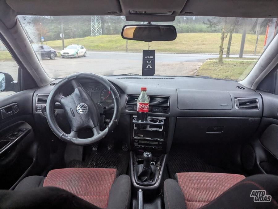 Volkswagen Golf 1999 Kauņa, ar dzinēja tilpumu 1.90 L un nobraukumu 396 tūkst. km par 790 €, foto 5 vietnē AUTOMOTO.COM.LV