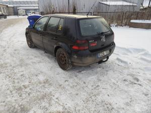 Volkswagen Golf 1999 in Panevezys, with an engine capacity of 1.90 L and mileage of 430 thousand km for 350 €, photo 2 on AUTOMOTO.COM.LV