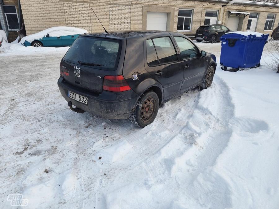 Volkswagen Golf 1999 in Panevezys, with an engine capacity of 1.90 L and mileage of 430 thousand km for 350 €, photo 3 on AUTOMOTO.COM.LV