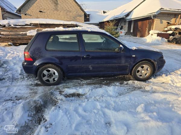 Volkswagen Golf 1999 Kauņa, ar dzinēja tilpumu 1.90 L un nobraukumu 655 tūkst. km par 600 €, foto 5 vietnē AUTOMOTO.COM.LV