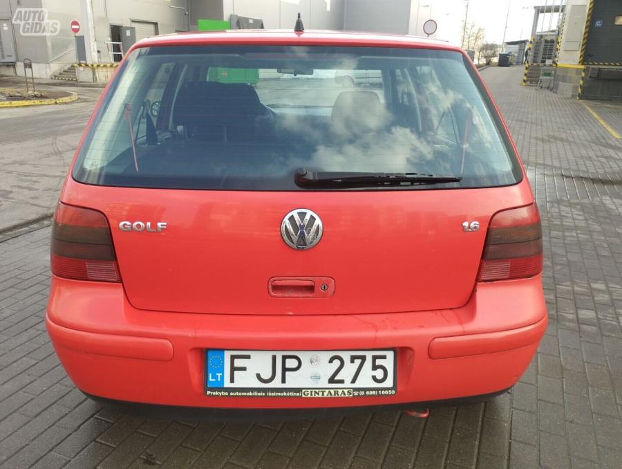 Volkswagen Golf 1999 Viļņa, ar dzinēja tilpumu 1.60 L un nobraukumu 201 tūkst. km par 1999 €, foto 4 vietnē AUTOMOTO.COM.LV