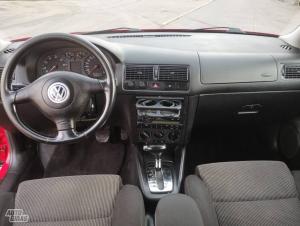 Volkswagen Golf 1999 Viļņa, ar dzinēja tilpumu 1.60 L un nobraukumu 201 tūkst. km par 1999 €, foto 9 vietnē AUTOMOTO.COM.LV