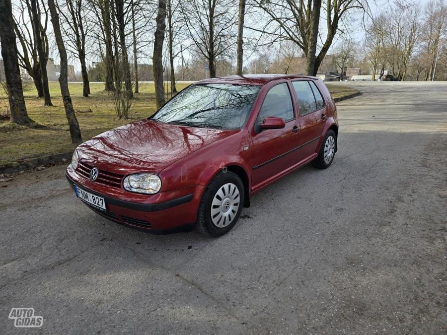 Volkswagen Golf 1999 in Radviliskis, with an engine capacity of 1.60 L and mileage of 328 thousand km for 1050 €, photo 1 on AUTOMOTO.COM.LV