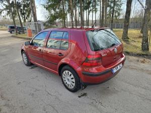Volkswagen Golf 1999 in Radviliskis, with an engine capacity of 1.60 L and mileage of 328 thousand km for 1050 €, photo 4 on AUTOMOTO.COM.LV