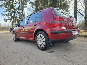 Volkswagen Golf 1999 in Radviliskis, with an engine capacity of 1.60 L and mileage of 328 thousand km for 1050 €, photo 8 on AUTOMOTO.COM.LV