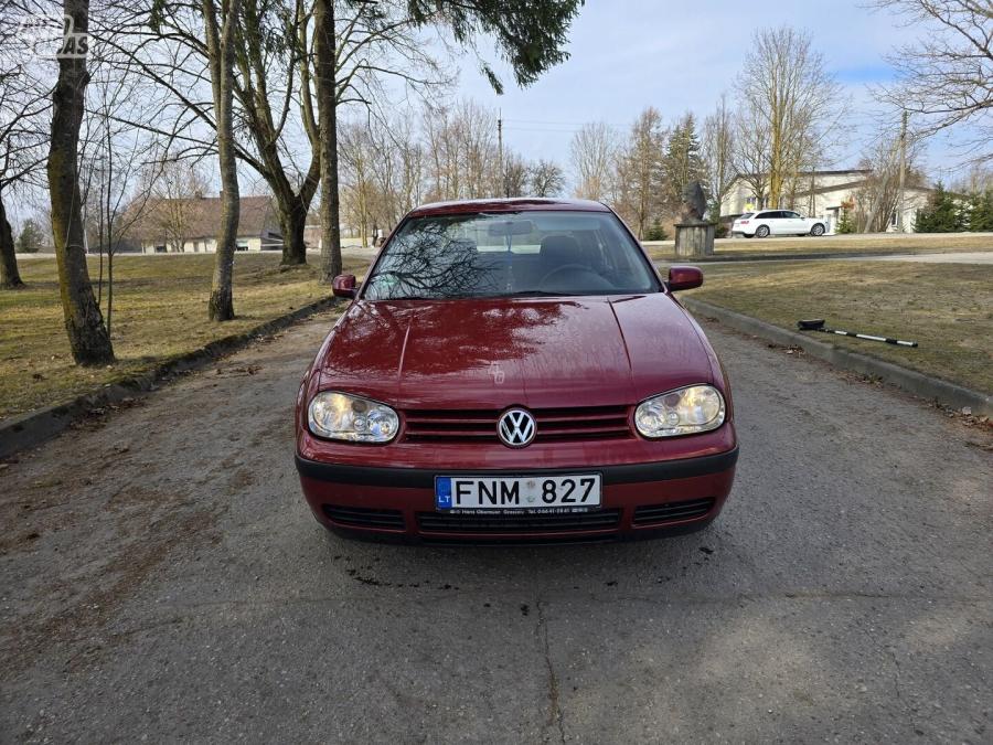 Volkswagen Golf 1999 in Radviliskis, with an engine capacity of 1.60 L and mileage of 328 thousand km for 1050 €, photo 9 on AUTOMOTO.COM.LV