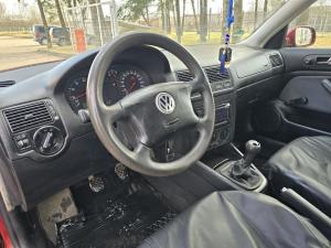 Volkswagen Golf 1999 in Radviliskis, with an engine capacity of 1.60 L and mileage of 328 thousand km for 1050 €, photo 15 on AUTOMOTO.COM.LV