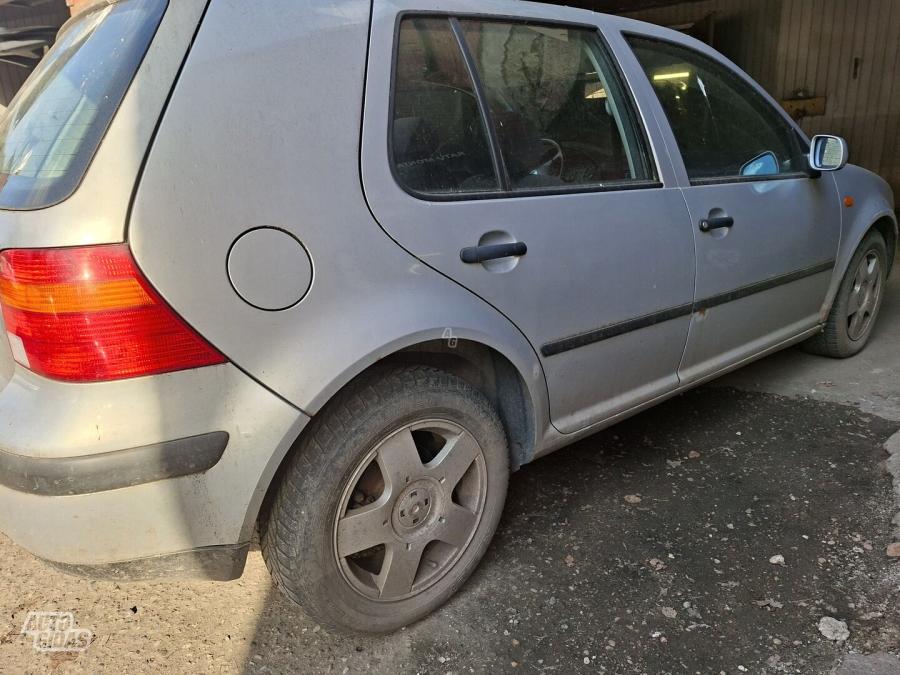 Volkswagen Golf 1999 in Vilnius, with an engine capacity of 1.90 L and mileage of 245 thousand km for 370 €, photo 1 on AUTOMOTO.COM.LV