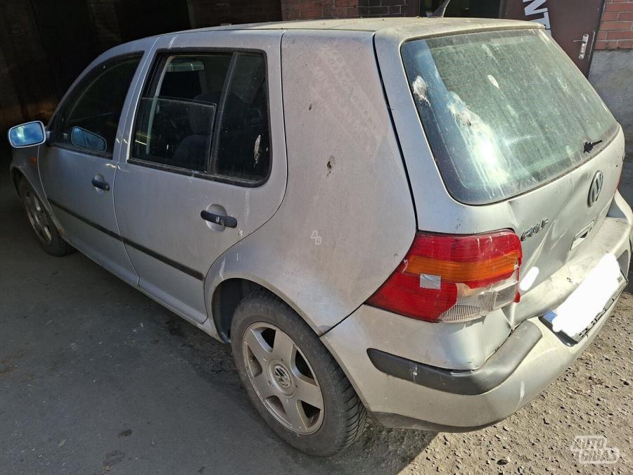 Volkswagen Golf 1999 in Vilnius, with an engine capacity of 1.90 L and mileage of 245 thousand km for 370 €, photo 4 on AUTOMOTO.COM.LV