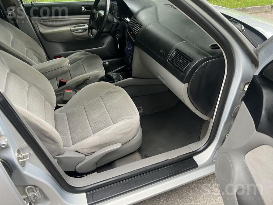 Volkswagen Golf 1999 Rēzekne, ar dzinēja tilpumu 1.90 L un nobraukumu 293 tūkst. km par 2050 €, foto 10 vietnē AUTOMOTO.COM.LV