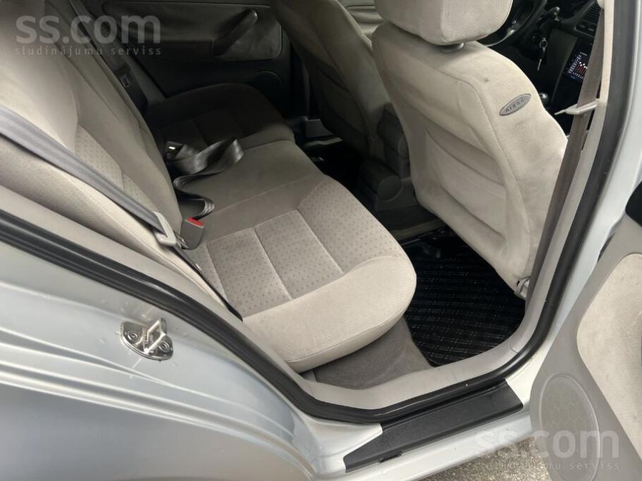 Volkswagen Golf 1999 Rēzekne, ar dzinēja tilpumu 1.90 L un nobraukumu 293 tūkst. km par 2050 €, foto 11 vietnē AUTOMOTO.COM.LV