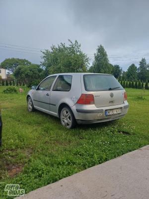 Volkswagen Golf 1999 Viļņa, ar dzinēja tilpumu 1.90 L un nobraukumu 467 tūkst. km par 800 €, foto 5 vietnē AUTOMOTO.COM.LV