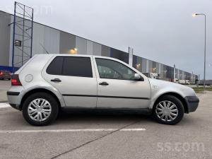 Volkswagen Golf 1999 in Riga, with an engine capacity of 1.90 L and mileage of 437 thousand km for 1050 €, photo 4 on AUTOMOTO.COM.LV