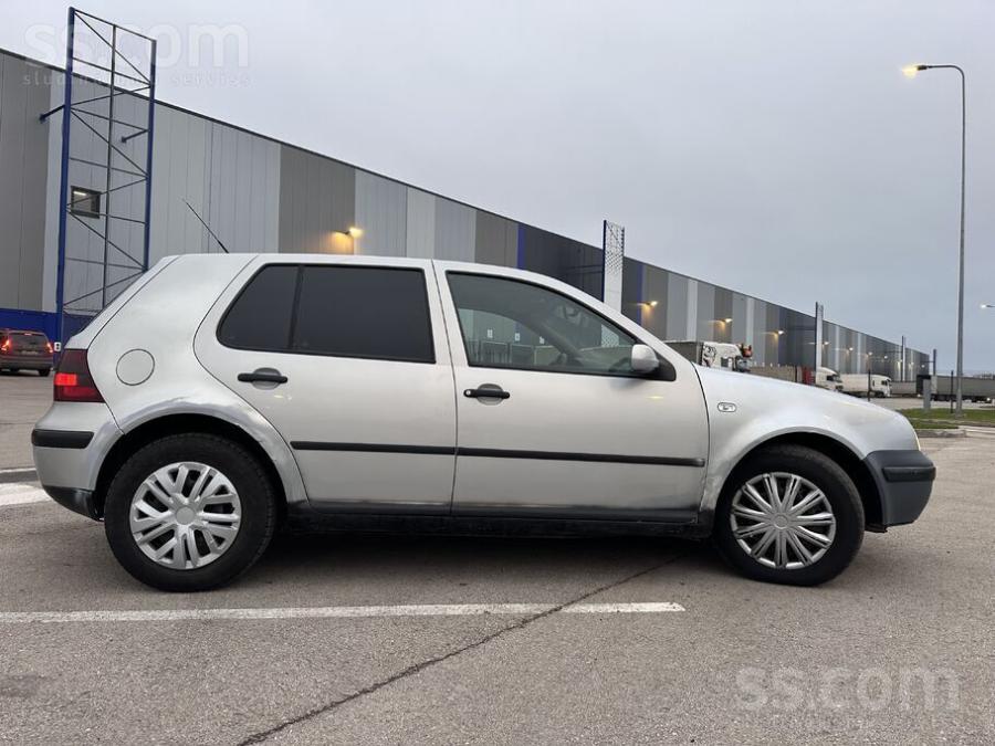 Volkswagen Golf 1999 in Riga, with an engine capacity of 1.90 L and mileage of 437 thousand km for 1050 €, photo 4 on AUTOMOTO.COM.LV