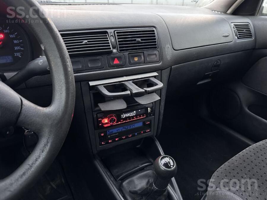 Volkswagen Golf 1999 in Riga, with an engine capacity of 1.90 L and mileage of 437 thousand km for 1050 €, photo 12 on AUTOMOTO.COM.LV