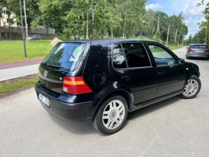 Volkswagen Golf 1999 in Kaunas, with an engine capacity of 1.60 L and mileage of 284 thousand km for 999 €, photo 4 on AUTOMOTO.COM.LV
