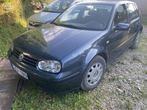 Volkswagen Golf 1999 in Vilnius, with an engine capacity of 1.40 L and mileage of 235 thousand km for 420 €, photo  on AUTOMOTO.COM.LV