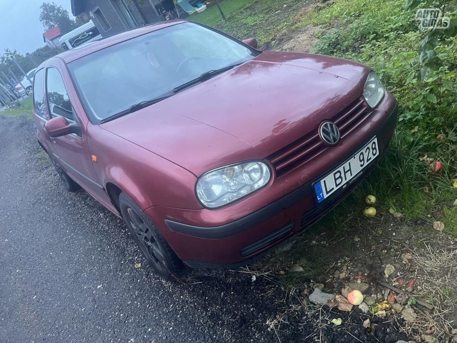 Volkswagen Golf 1999 in Vilnius, with an engine capacity of 1.90 L and mileage of 350 thousand km for 650 €, photo 1 on AUTOMOTO.COM.LV