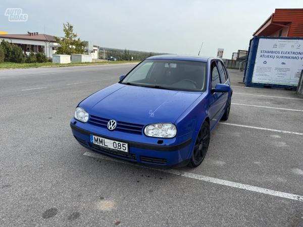 Volkswagen Golf 1999 in Panevezys on AUTOMOTO.COM.LV Volkswagen Golf 1999 in Panevezys, with an engine capacity of 1.90 L and mileage of 420 thousand km for 1000 €, photo 1 on AUTOMOTO.COM.LV