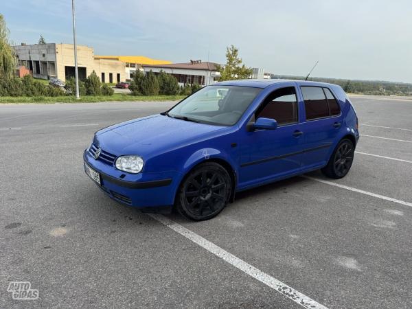 Volkswagen Golf 1999 in Panevezys on AUTOMOTO.COM.LV Volkswagen Golf 1999 in Panevezys, with an engine capacity of 1.90 L and mileage of 420 thousand km for 1000 €, photo 3 on AUTOMOTO.COM.LV
