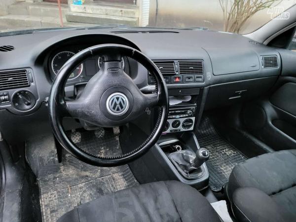 Фольксваген Гольф 1999 в Клайпеда на AUTOMOTO.COM.LV Фольксваген Гольф 1999 в Клайпеда, объемом двигателя 1.90 л и пробегом 250 тыс. км за 850 €, фото 6 на AUTOMOTO.COM.LV