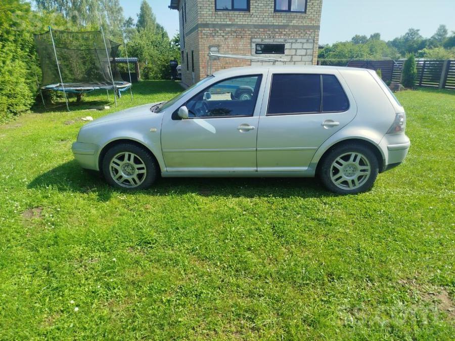 Volkswagen Golf 2000 in Jelgava, with an engine capacity of 1.90 L and mileage of 443 thousand km for 1000 €, photo 3 on AUTOMOTO.COM.LV