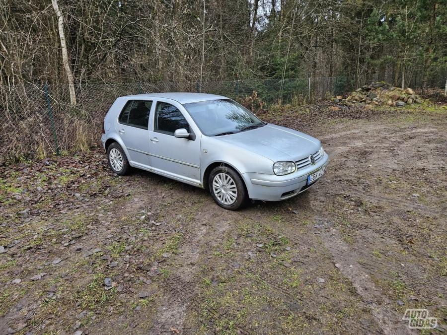Volkswagen Golf 2000 Prienai, ar dzinēja tilpumu 1.90 L un nobraukumu 342 tūkst. km par 444 €, foto 3 vietnē AUTOMOTO.COM.LV