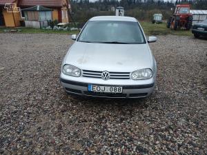 Volkswagen Golf 2000 Jonava, ar dzinēja tilpumu 1.90 L un nobraukumu 400 tūkst. km par 950 €, foto  vietnē AUTOMOTO.COM.LV