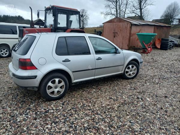 Volkswagen Golf 2000 in Jonava, with an engine capacity of 1.90 L and mileage of 400 thousand km for 950 €, photo 3 on AUTOMOTO.COM.LV