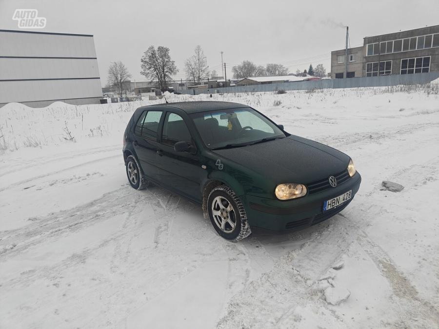 Volkswagen Golf 2000 in Jonava, with an engine capacity of 1.90 L and mileage of 386 thousand km for 1350 €, photo 1 on AUTOMOTO.COM.LV
