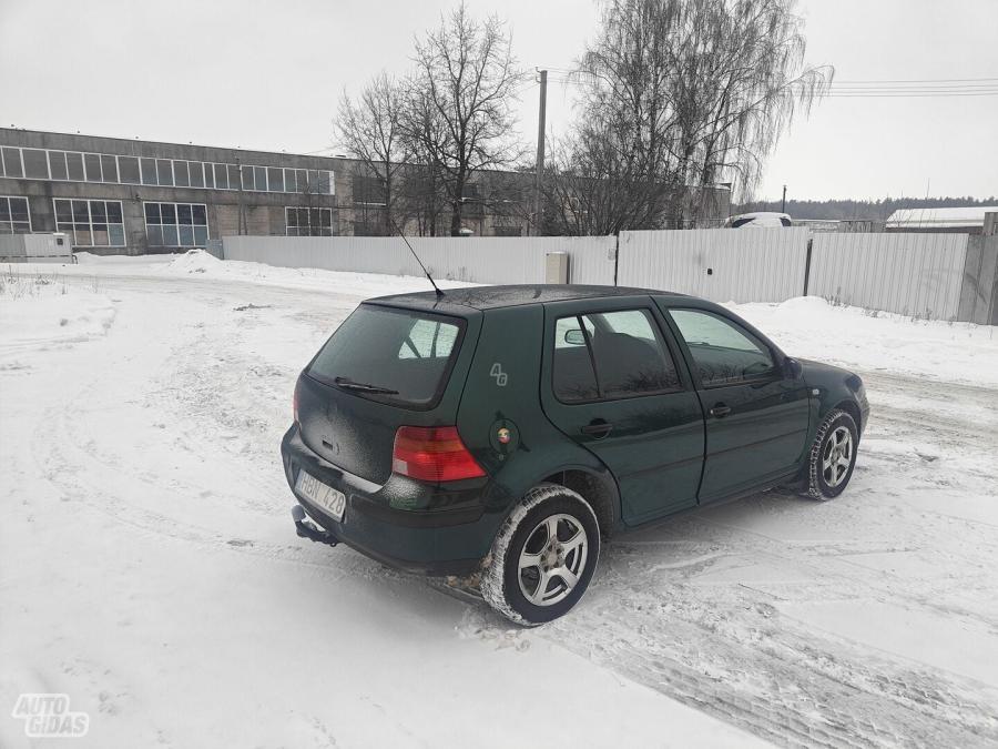 Volkswagen Golf 2000 in Jonava, with an engine capacity of 1.90 L and mileage of 386 thousand km for 1350 €, photo 7 on AUTOMOTO.COM.LV