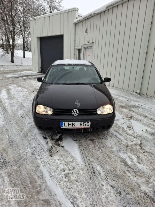 Volkswagen Golf 2000 in Alytus, with an engine capacity of 1.90 L and mileage of 222 thousand km for 800 €, photo 1 on AUTOMOTO.COM.LV