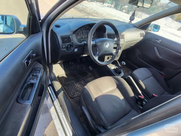 Volkswagen Golf 2000 Radviliškis, ar dzinēja tilpumu 1.90 L un nobraukumu 3 tūkst. km par 1100 €, foto 9 vietnē AUTOMOTO.COM.LV
