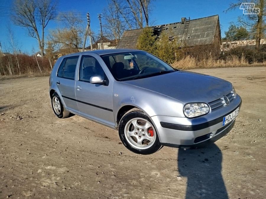 Volkswagen Golf 2000 Pakruojis, ar dzinēja tilpumu 1.90 L un nobraukumu 345 tūkst. km par 700 €, foto 3 vietnē AUTOMOTO.COM.LV