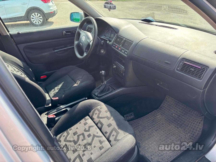 Фольксваген Гольф 2000 в Нарва, объемом двигателя 1.60 л и пробегом 230 тыс. км за 499 €, фото 5 на AUTOMOTO.COM.LV