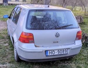Volkswagen Golf 2000 Limbaži, ar dzinēja tilpumu 1.90 L un nobraukumu 370 tūkst. km par 450 €, foto 4 vietnē AUTOMOTO.COM.LV