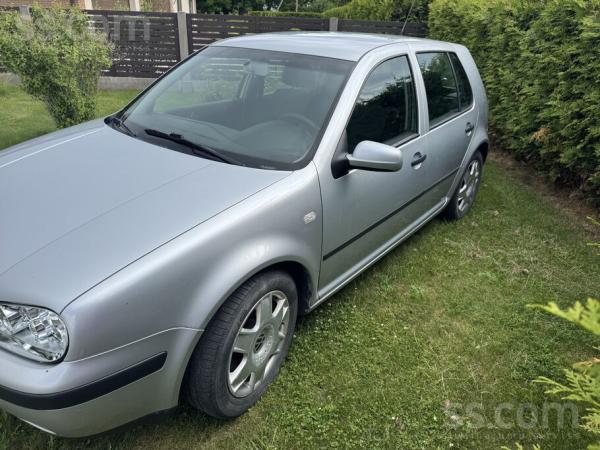 Фольксваген Гольф 2000 в Рига, объемом двигателя 1.90 л и пробегом 343 тыс. км за 1300 €, фото 2 на AUTOMOTO.COM.LV