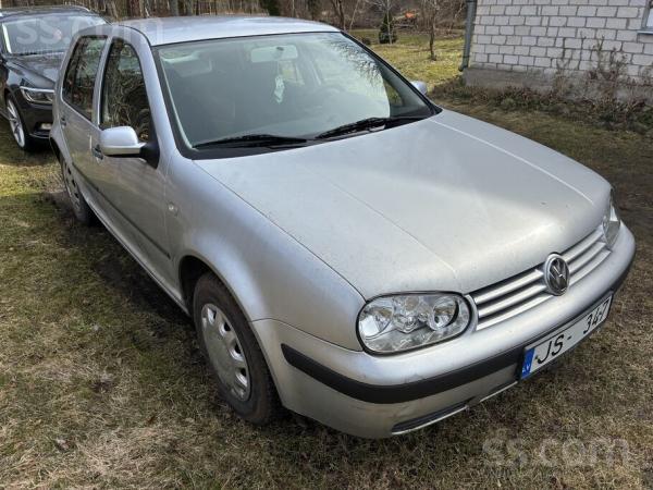 Volkswagen Golf 2000 in Liepaja, with an engine capacity of 1.40 L and mileage of 185 thousand km for 1550 €, photo 3 on AUTOMOTO.COM.LV