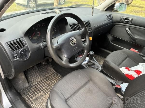 Volkswagen Golf 2000 in Liepaja, with an engine capacity of 1.40 L and mileage of 185 thousand km for 1550 €, photo 5 on AUTOMOTO.COM.LV
