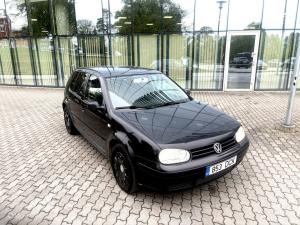 Volkswagen Golf 2000 Tallina, ar dzinēja tilpumu 1.60 L un nobraukumu 321 tūkst. km par 1399 €, foto 17 vietnē AUTOMOTO.COM.LV