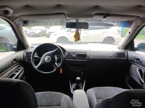 Volkswagen Golf 2000 Kauņa, ar dzinēja tilpumu 1.90 L un nobraukumu 333 tūkst. km par 700 €, foto 7 vietnē AUTOMOTO.COM.LV